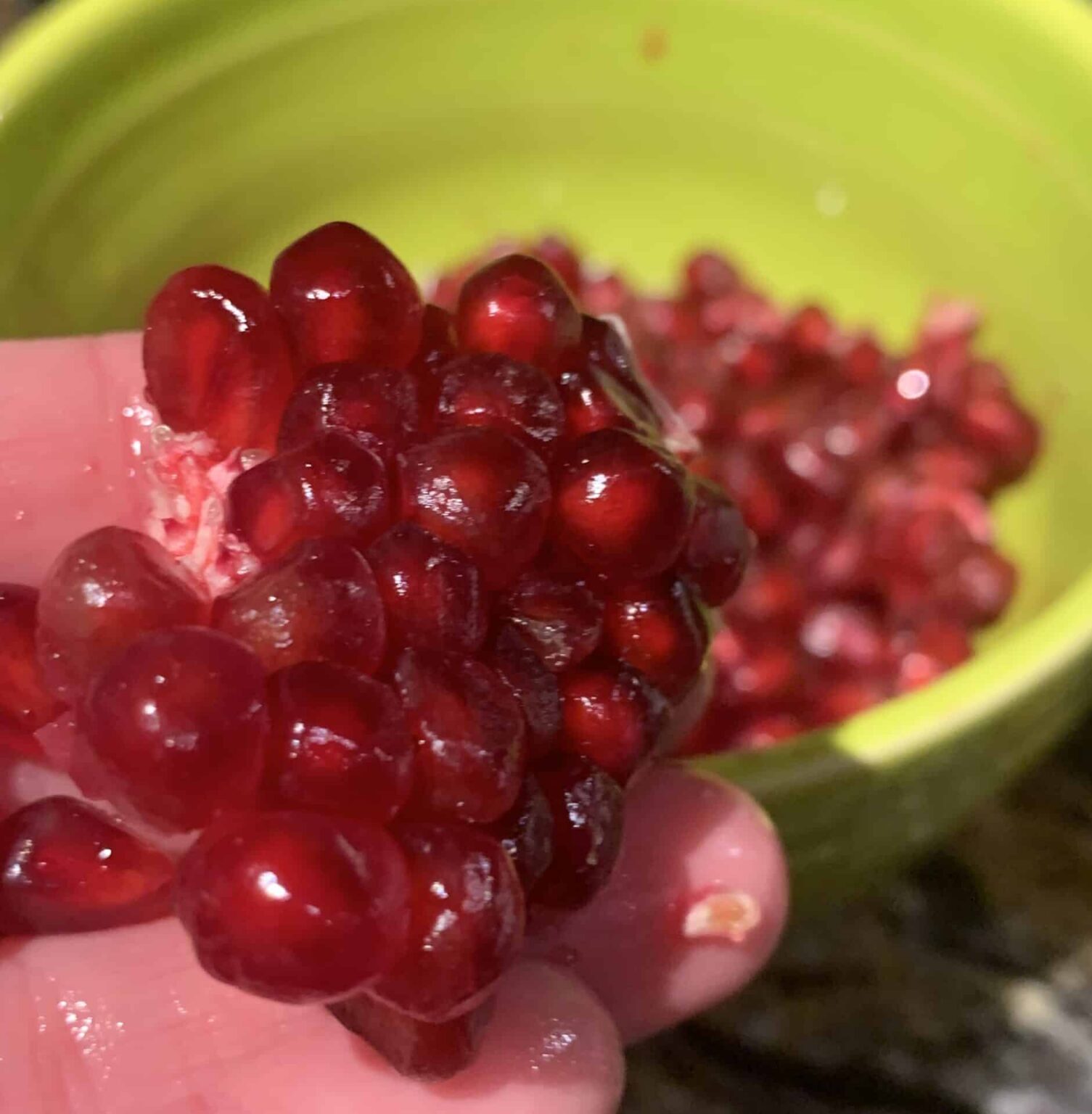 How to Tell if a Pomegranate is Ripe ~ 6 Ways to Know